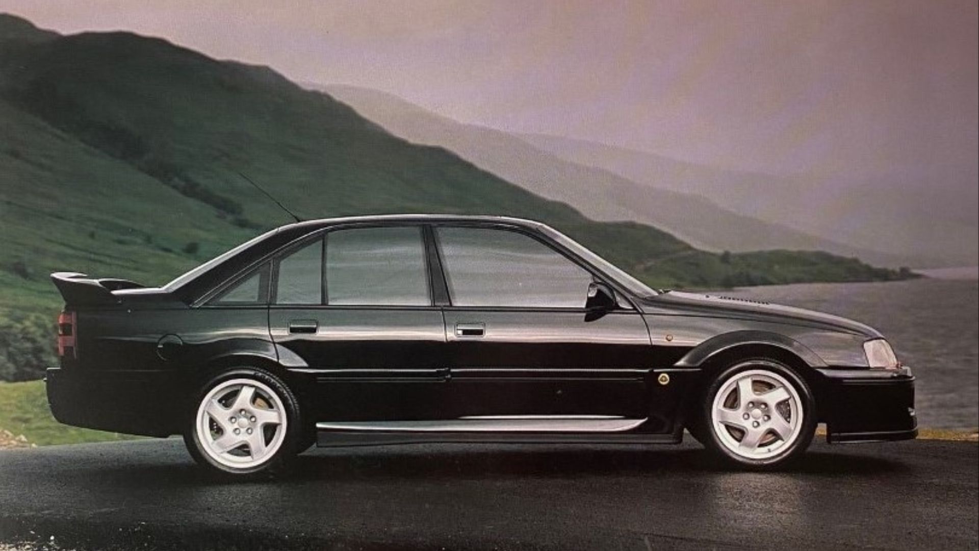 The Unsuspecting '90s Sedan That Could Leave Cops In The Dust