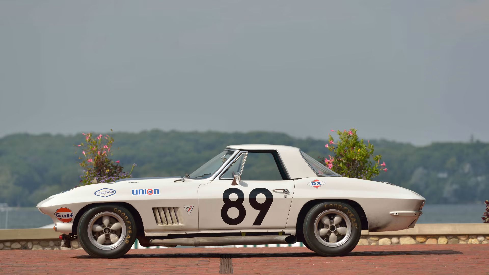 The Incredible Story Behind Chevy Corvette Race Car Driver Cliff Gottlob