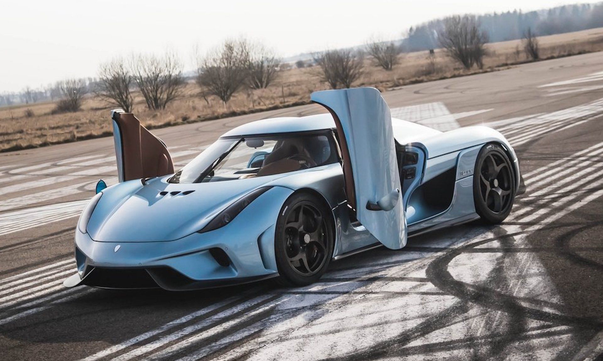 36 Fastest Cars In The World, Ranked