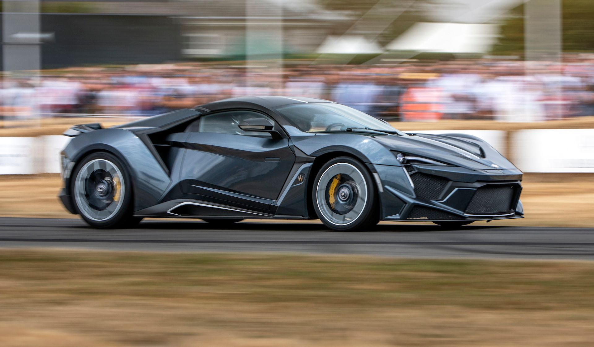 36 Fastest Cars In The World, Ranked