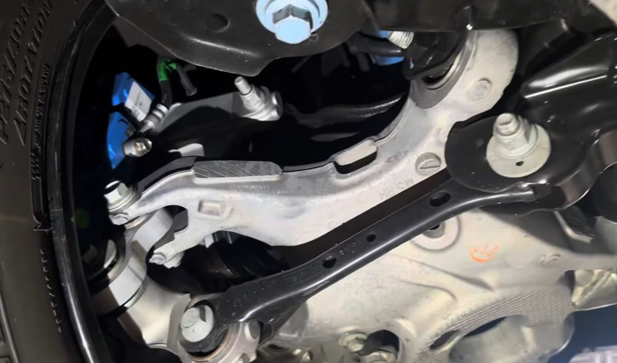 How Thieves Are Using Apple Air Tags To Try To Steal Your Car