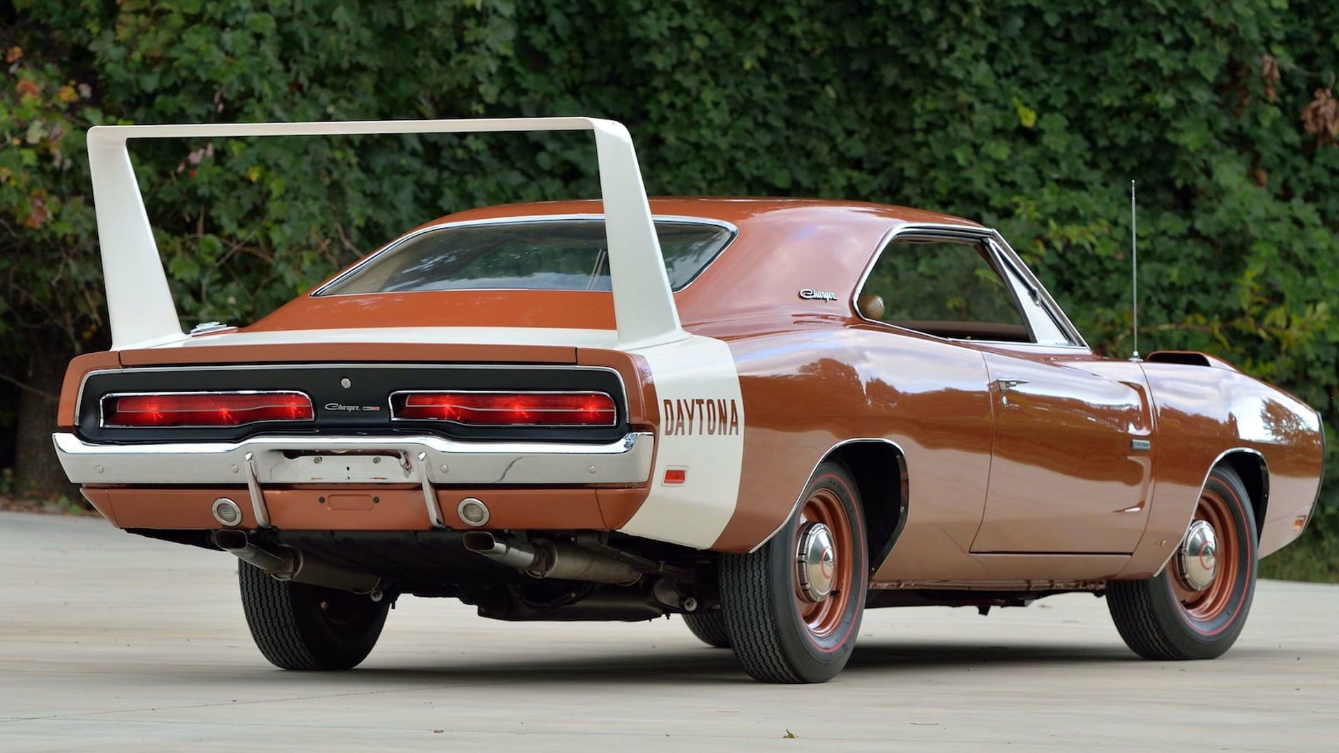 12 Fastest Classic Muscle Cars Over The Quarter-Mile