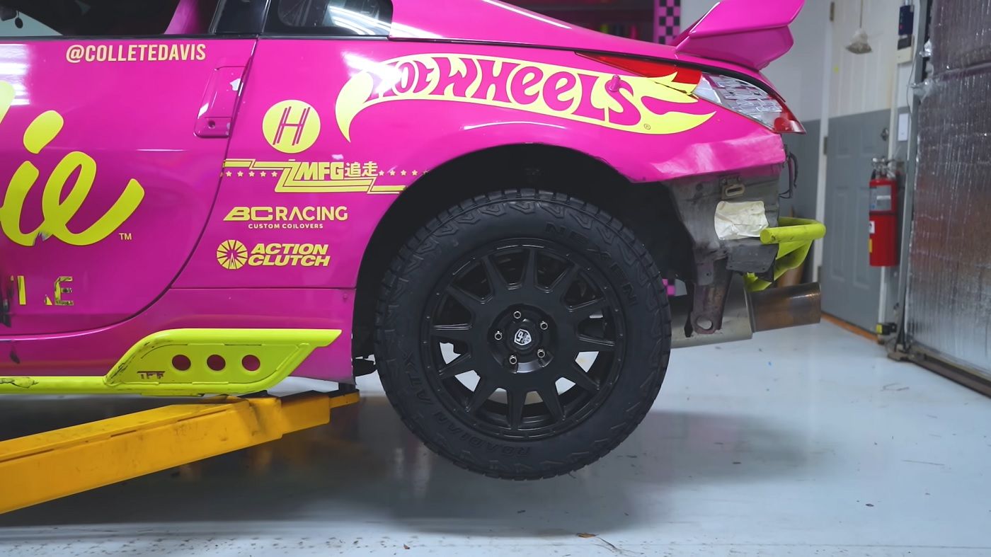 This Is What Happens When You Take A Nissan 350Z Drift Car Off-Roading