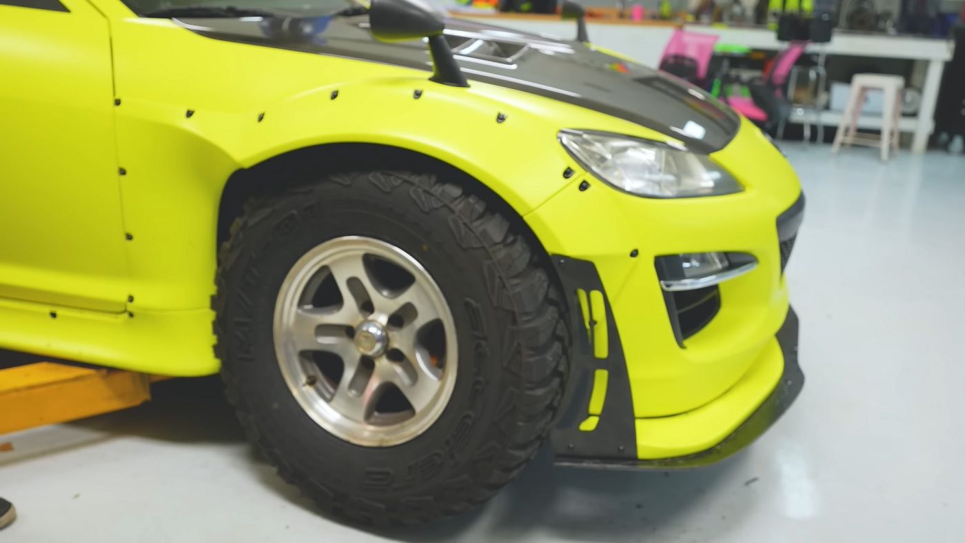 This Is What Happens When You Take A Nissan 350Z Drift Car Off-Roading