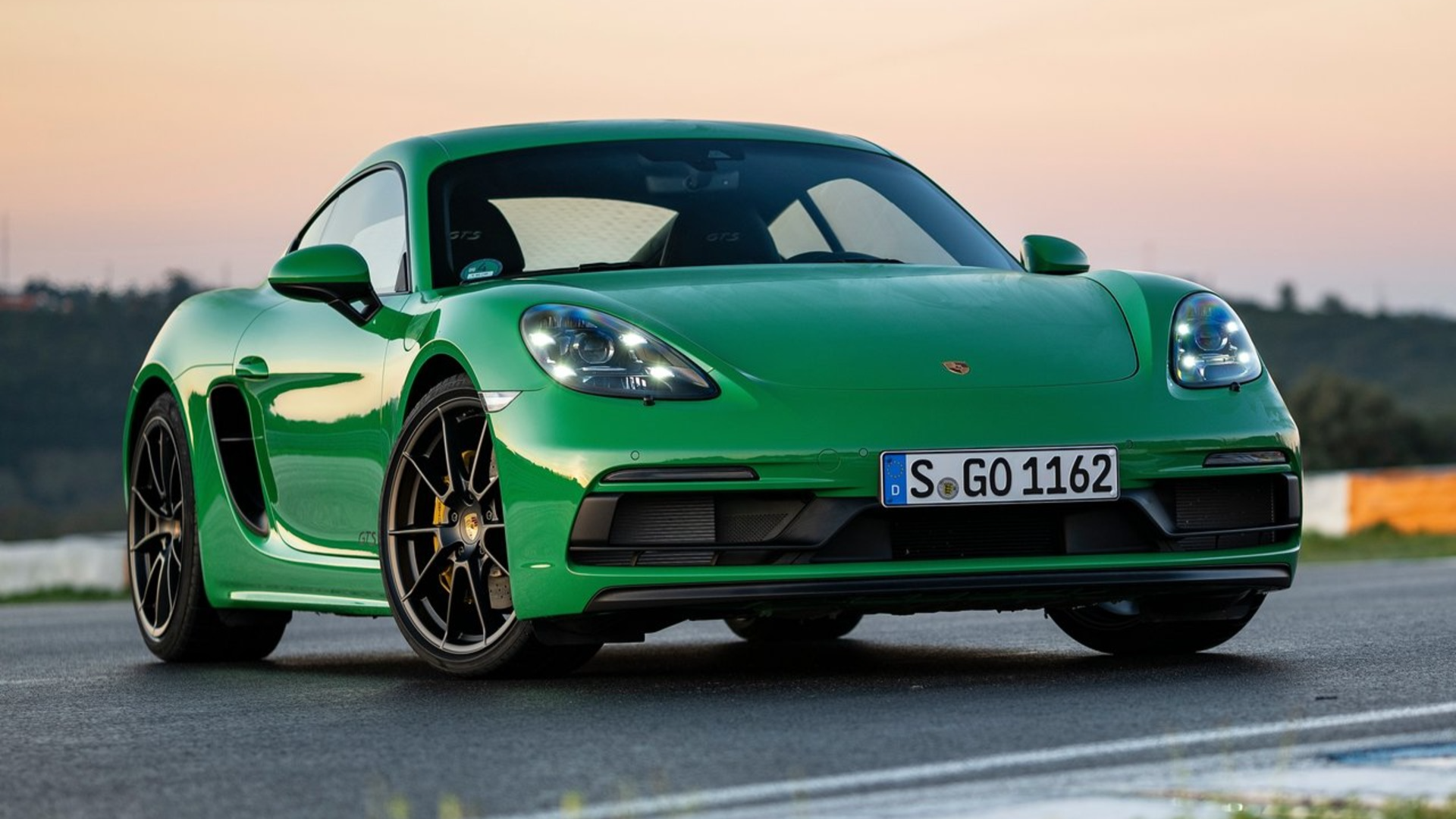 9 Proper Sports Cars Under $20K That Can Keep Up With A Porsche 718 Cayman