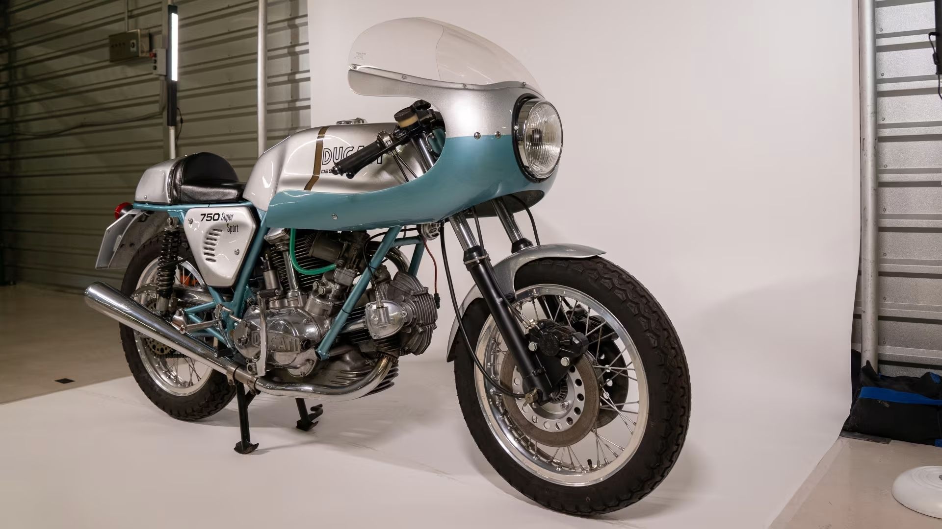 Top 10 Most Beautiful Italian Sports Bikes Of All Time