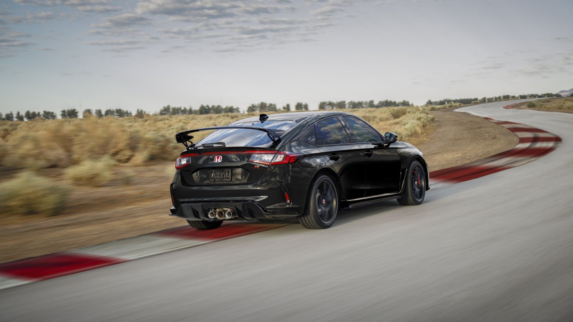 Differences Compared Between The 2024 VW Golf R And 2024 Honda Civic Type R