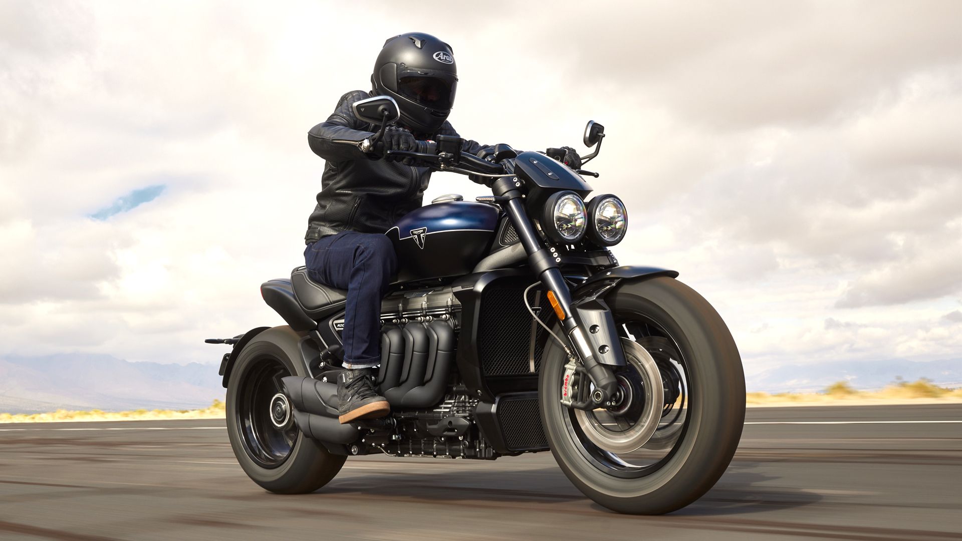 The Biggest Muscle Cruisers, Ranked By Weight