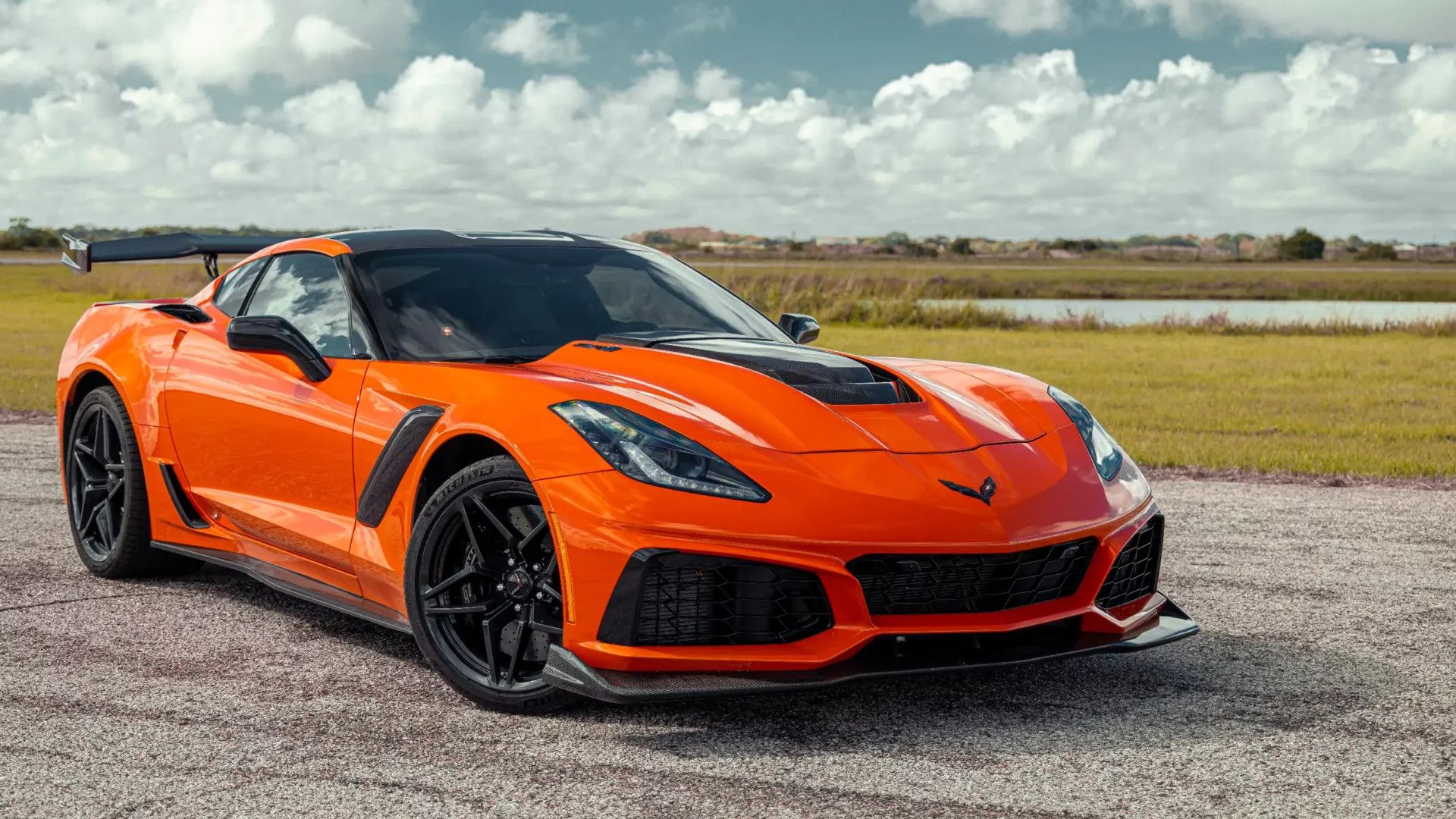 Fastest V8 Cars Over The Quarter Mile