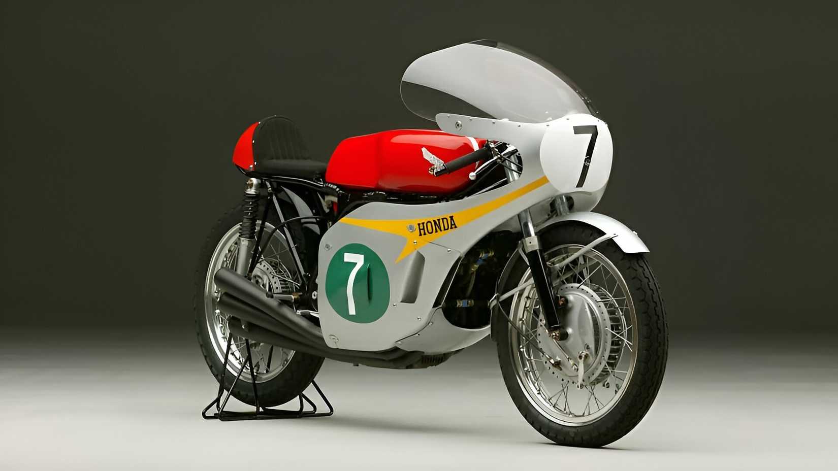The Top 12 Six-Cylinder Motorcycles