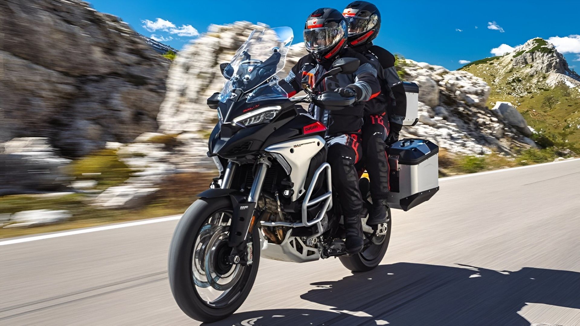 10 Best Touring Motorcycles On The Market In 2024