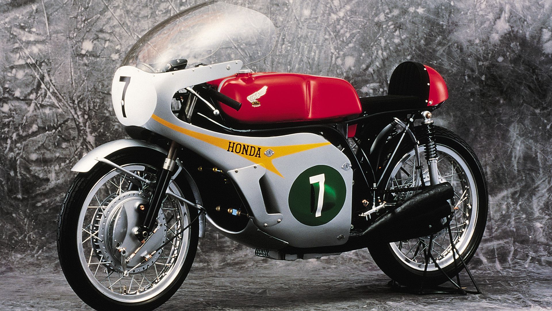 The 60-Year Old Honda Six-Cylinder Engine That Spins Nearly 20,000 RPM