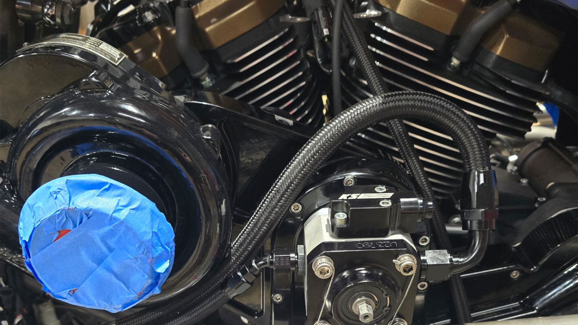 Check Out This Insane Transformation Of A Harley-Davidson Into A High ...