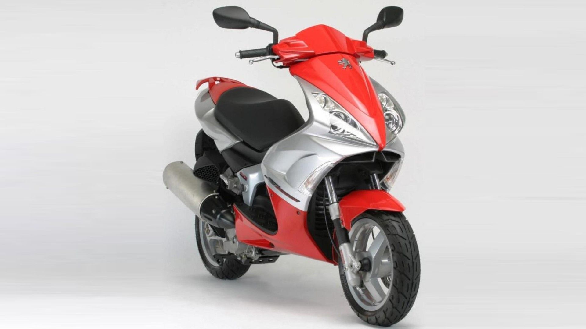 This Peugeot Scooter And The Mighty Kawasaki H2 Have Something In Common