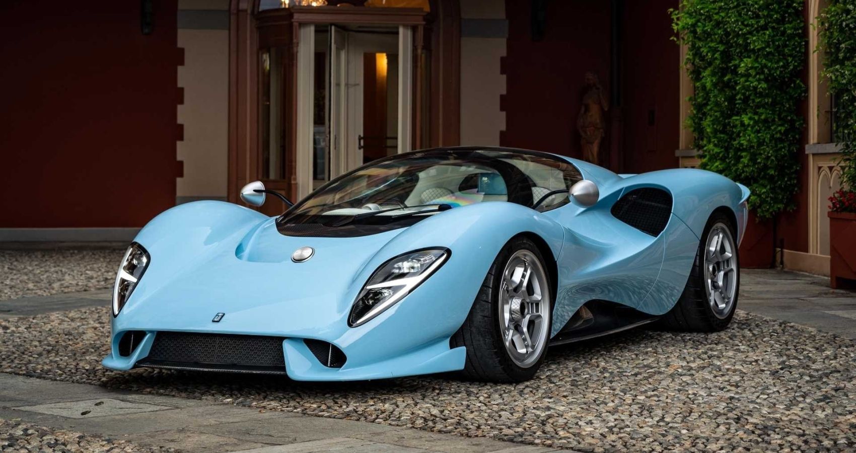 Ferrari Vs Lamborghini: What's Your Favrote European Exotic Car?