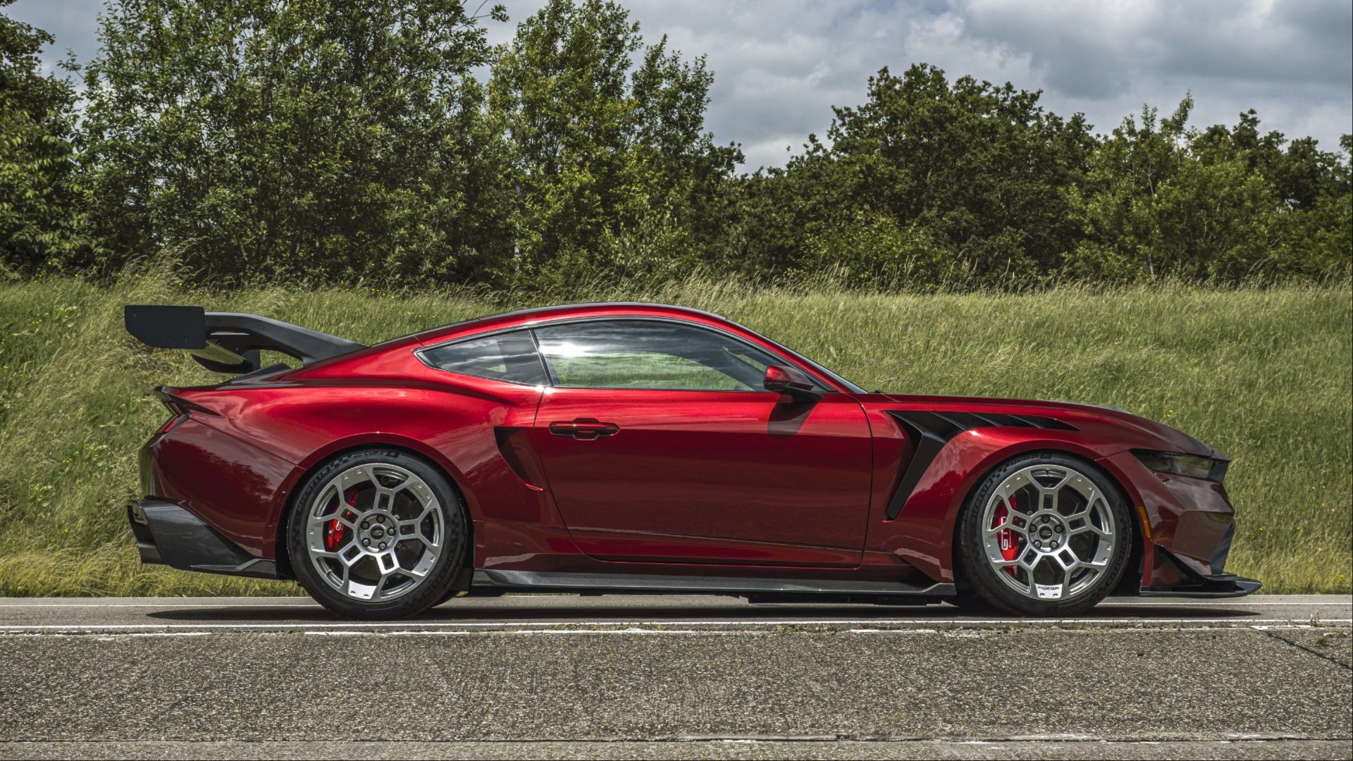 2025 Ford Mustang GTD Carbon Series Launches At Le Mans To Break Records