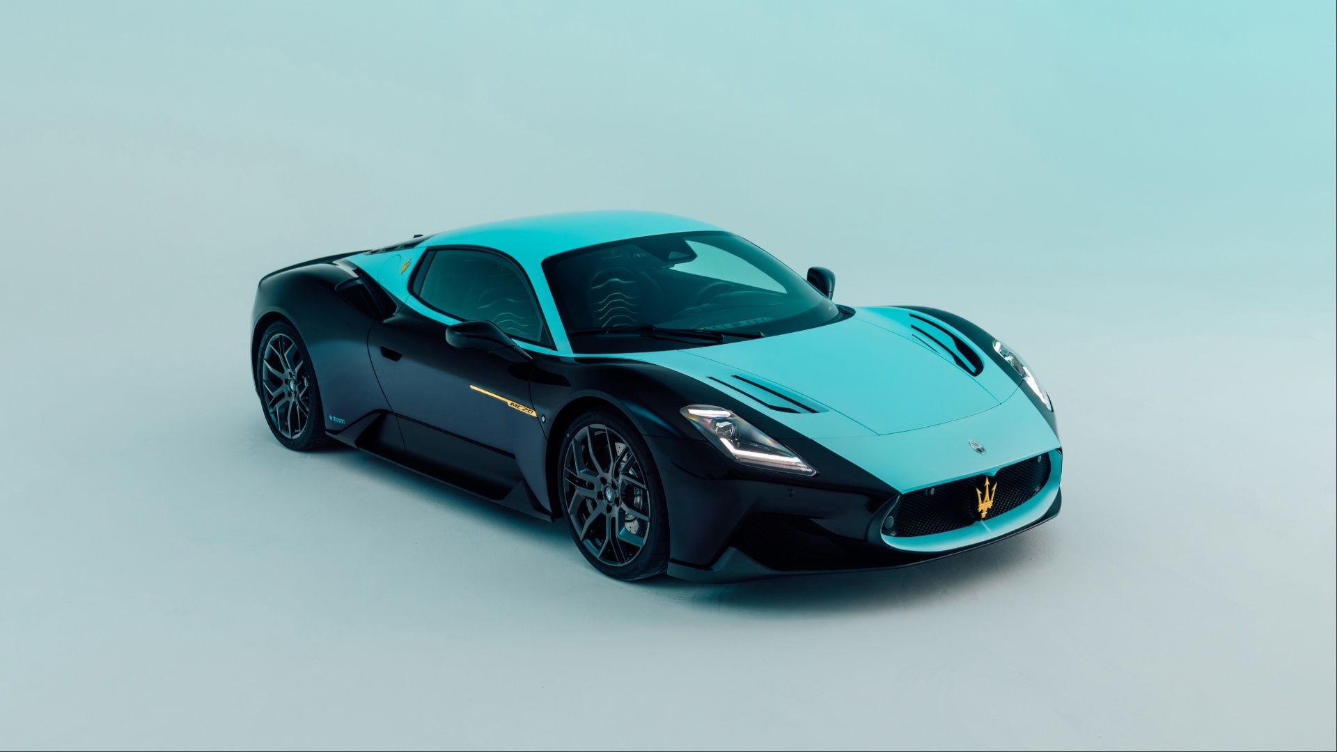 Introducing the Maserati MC20 Icona & Leggenda: A Tribute To 20 Years ...