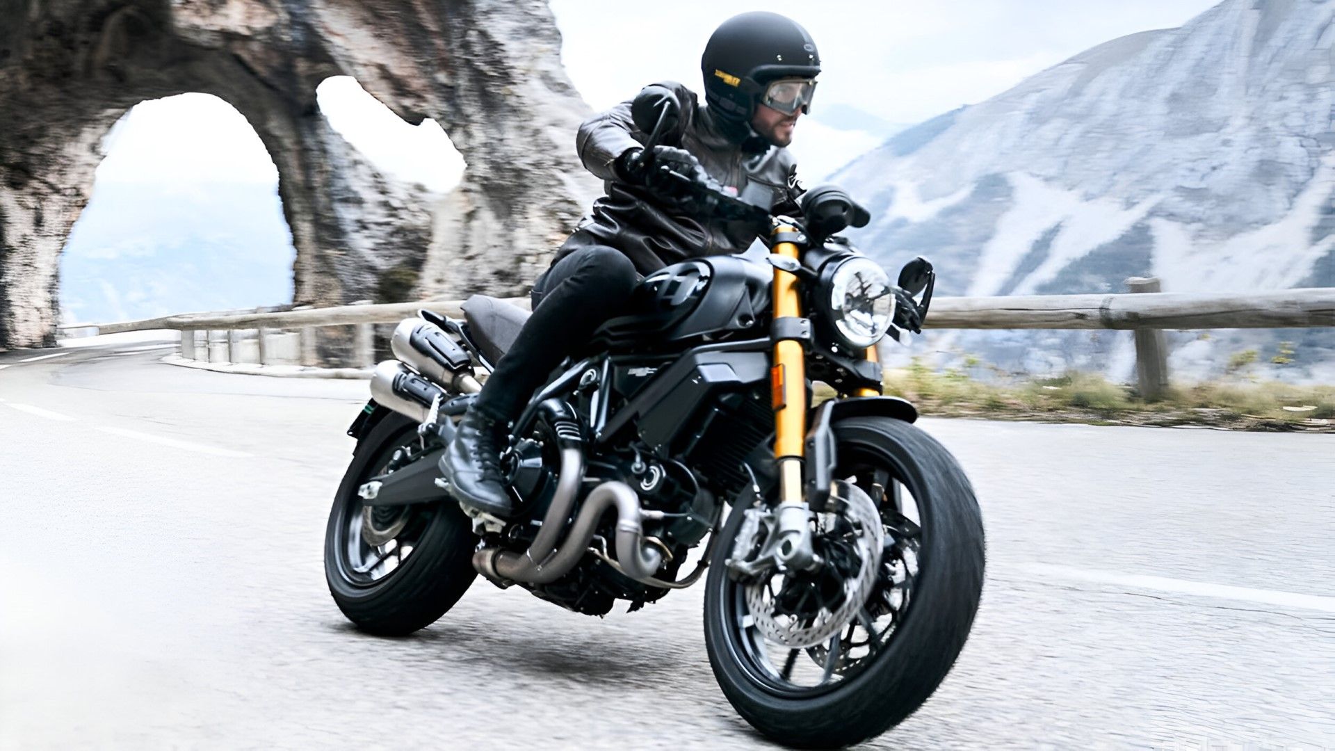 10 Modern Classic Motorcycles Over 1000cc In 2024
