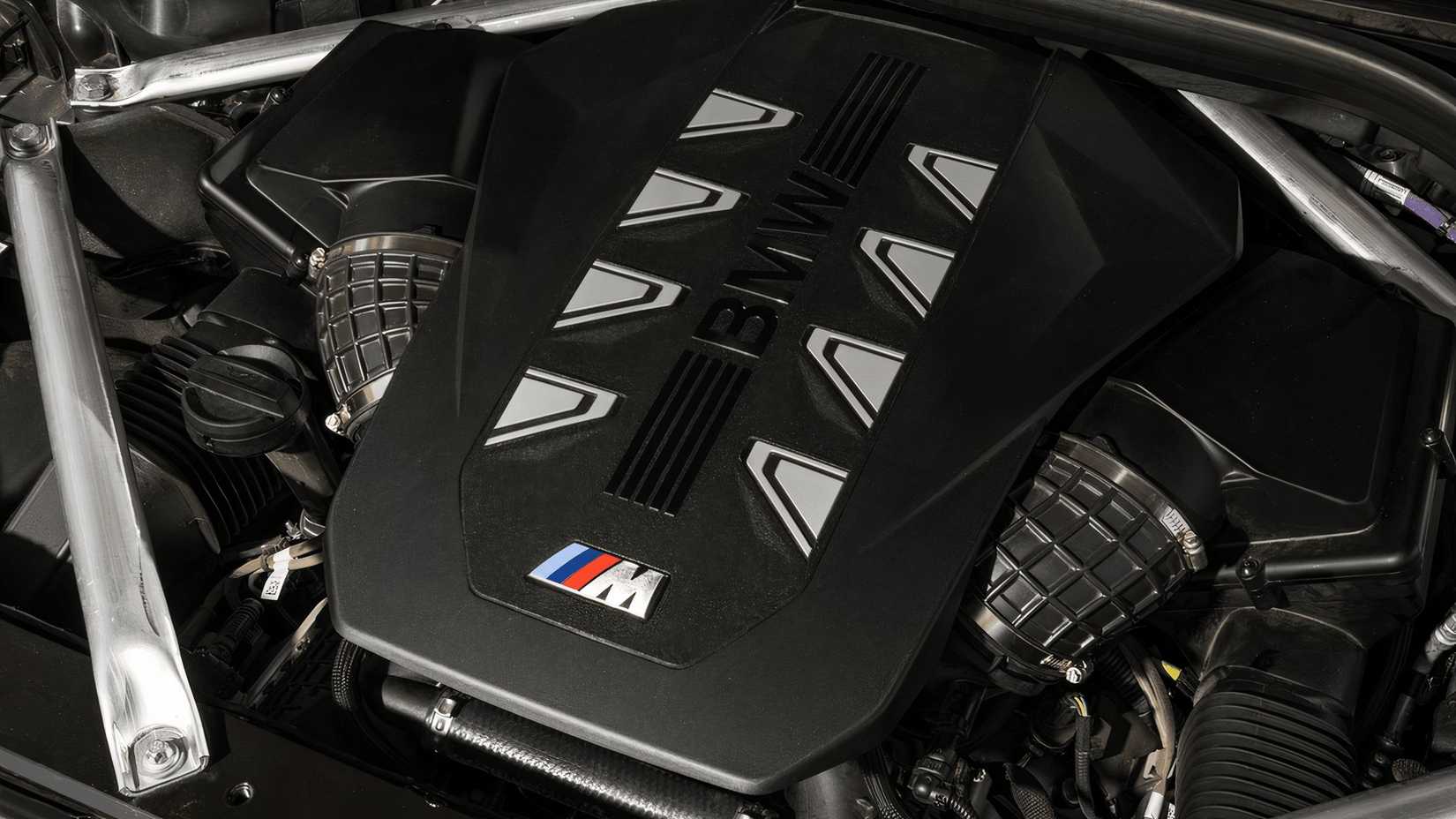12 V8 Engines That Combine Performance And Efficiency
