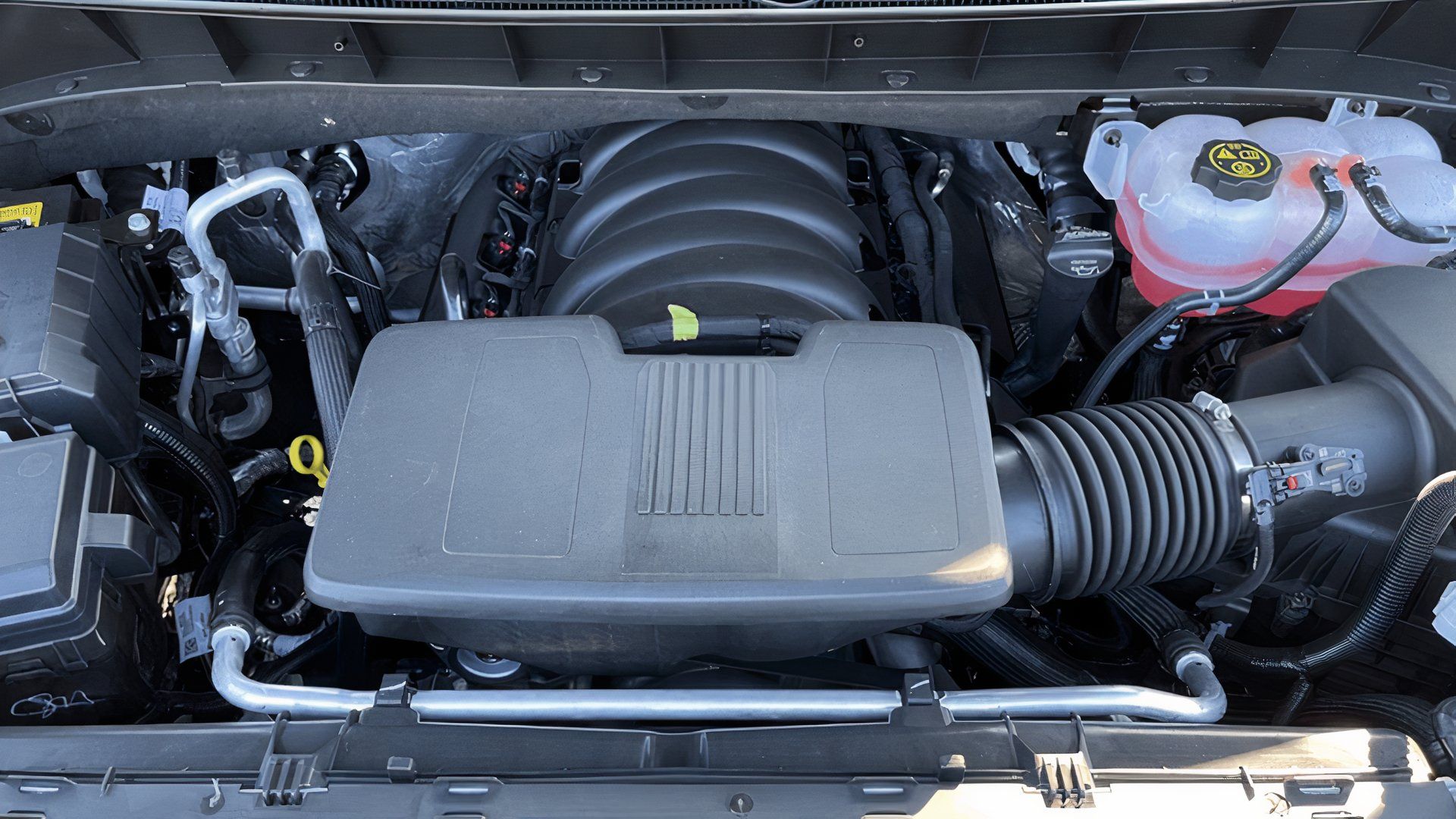 12 V8 Engines That Combine Performance And Efficiency