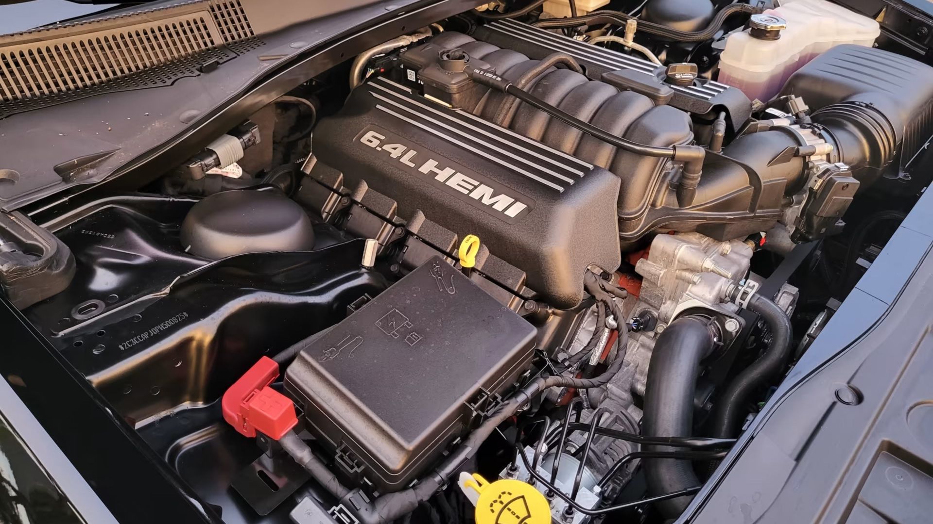 HEMI V8 Comeback: 5.7, 6.4, and Hellcat V8s Head Back To Production