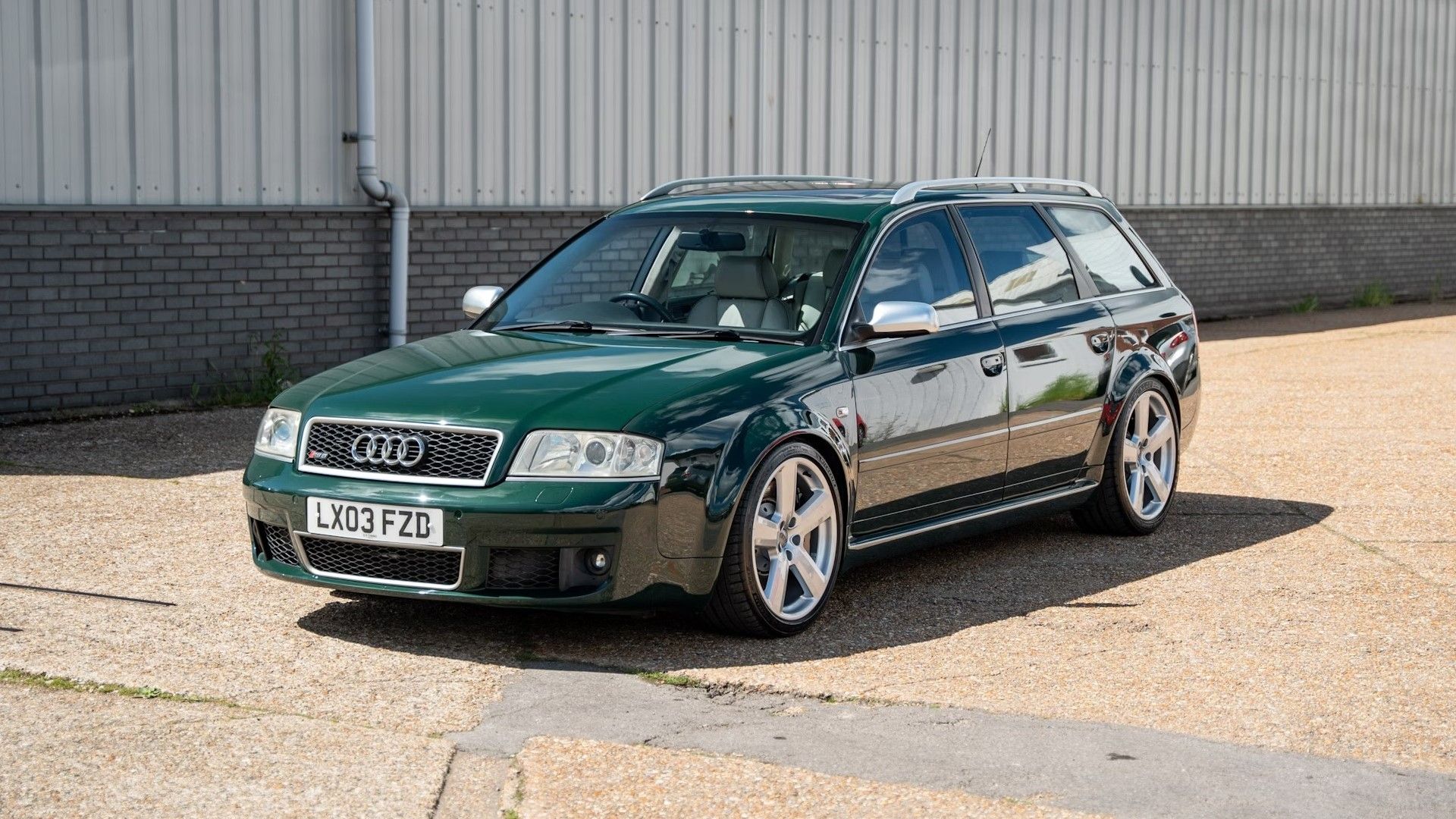 10 Fast V8-Powered Performance Cars Everyone Forgot About