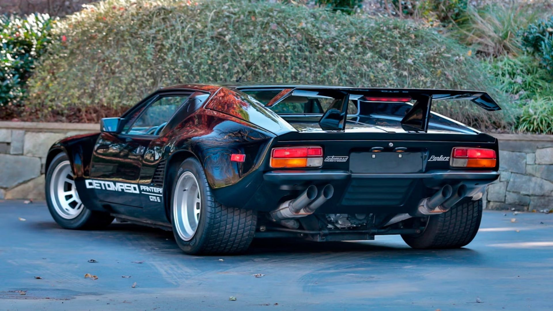 10 Ridiculously Fast Classic Performance Cars You Probably Forgot Existed