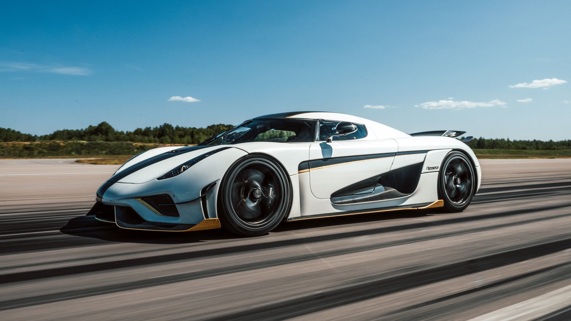10 European Cars With More Power Than The 2025 Corvette ZR1