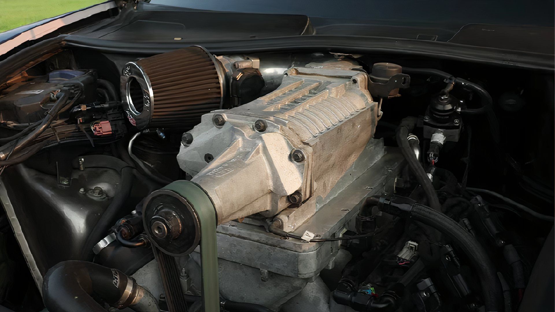 LS-Swapped Porsche Cayenne Is Incredible