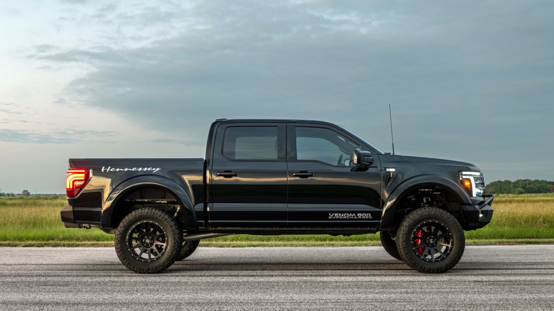 Hennessey Unleashes Venom 800 F-150 With 800 HP And A Supercharger To ...