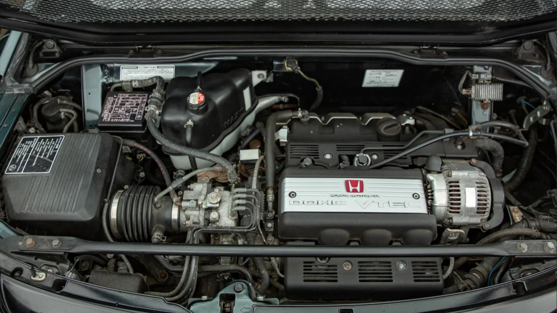 This Rare 1994 Honda NSX-R Is A JDM Masterpiece That Was Found In London