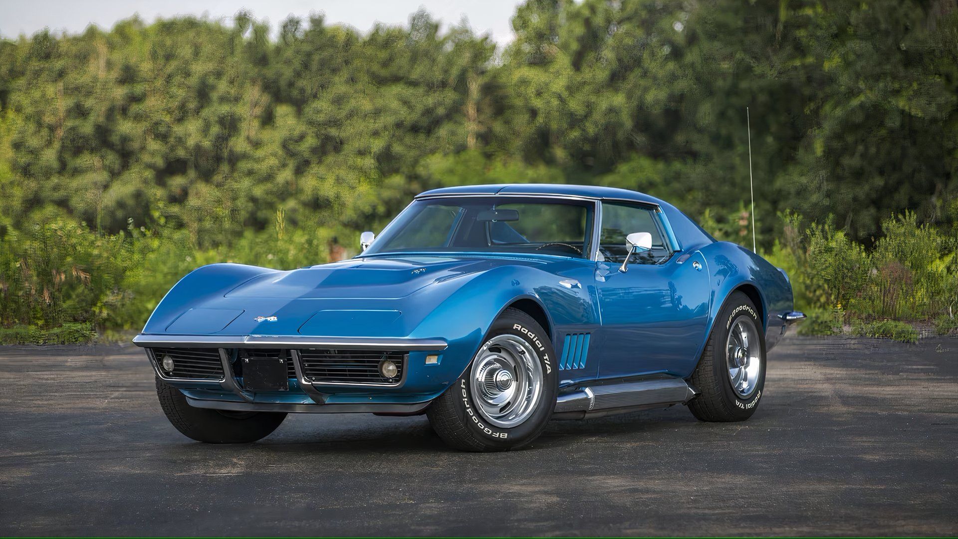 10 Used Corvettes That Are Twice As Cheap As The 2024 C8