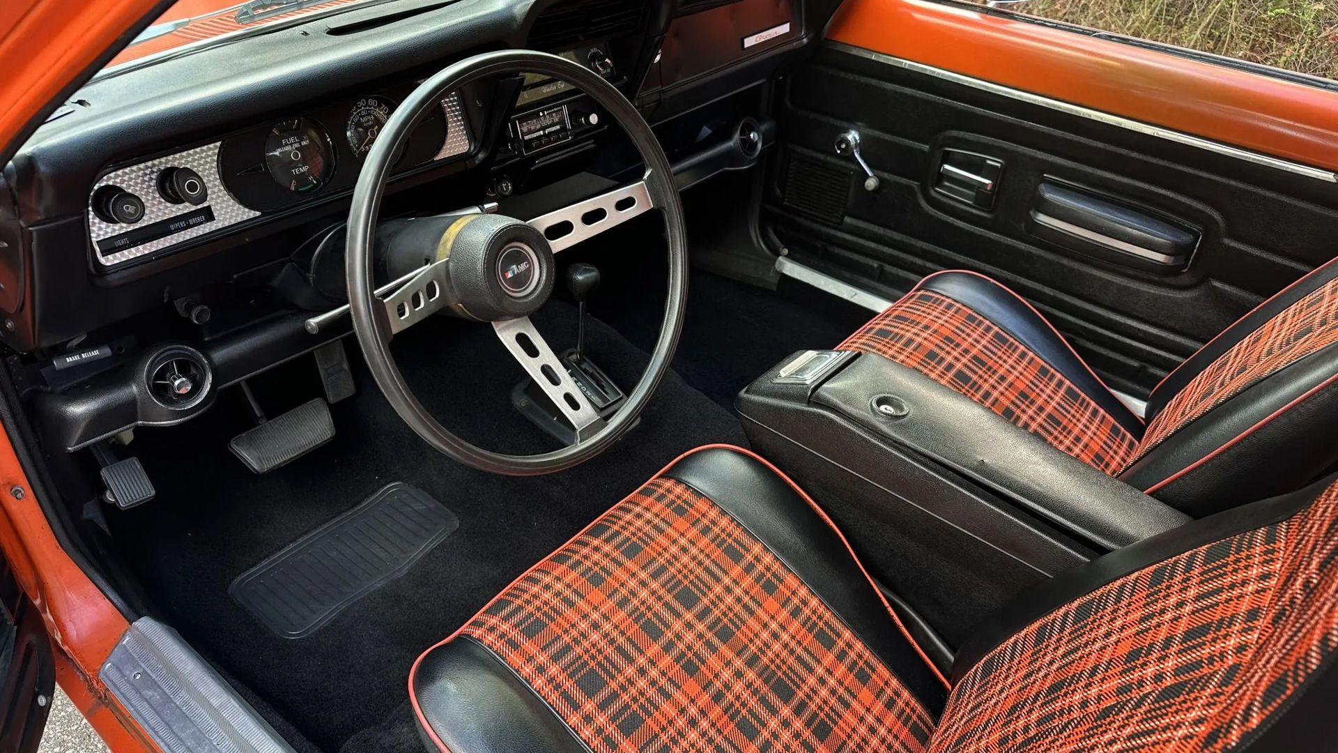 Fondos De Pantalla Del Interior De Amc Gremlin Amc Gremlin Hi Res
