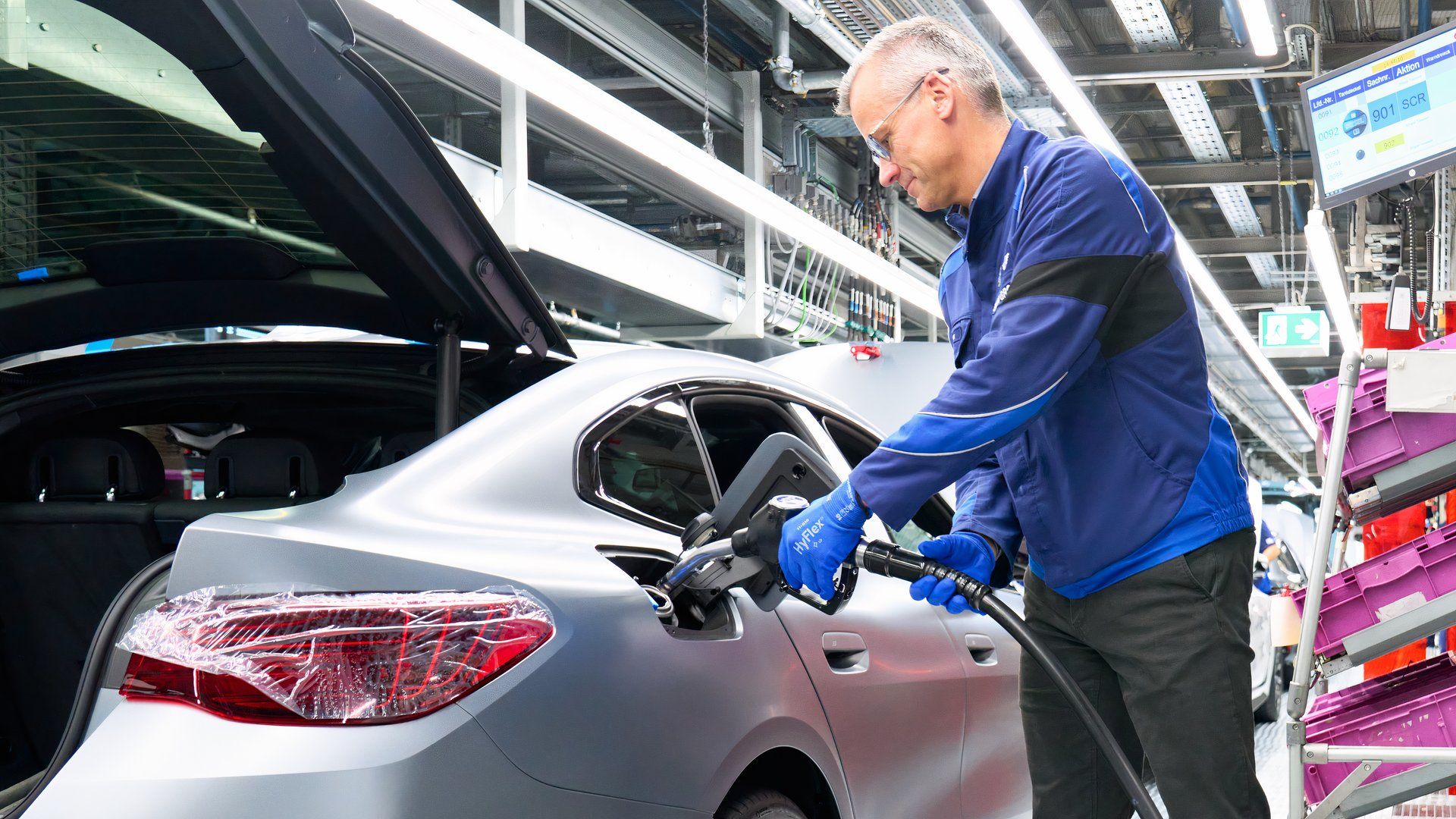 Cutting Emissions by 90%: BMW’s Bold HVO 100 Switch To Transform Diesel