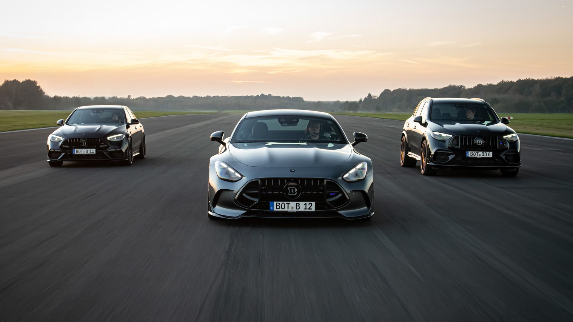 Ultra Exclusive 2025 Mercedes-AMG SL 63 Golden Coast Makes US Debut