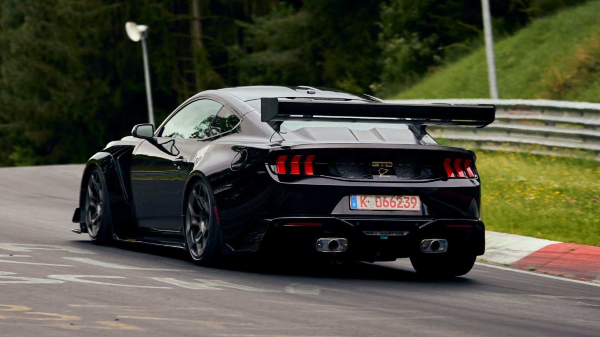 10 Fastest Drag Racing Cars Ever Made