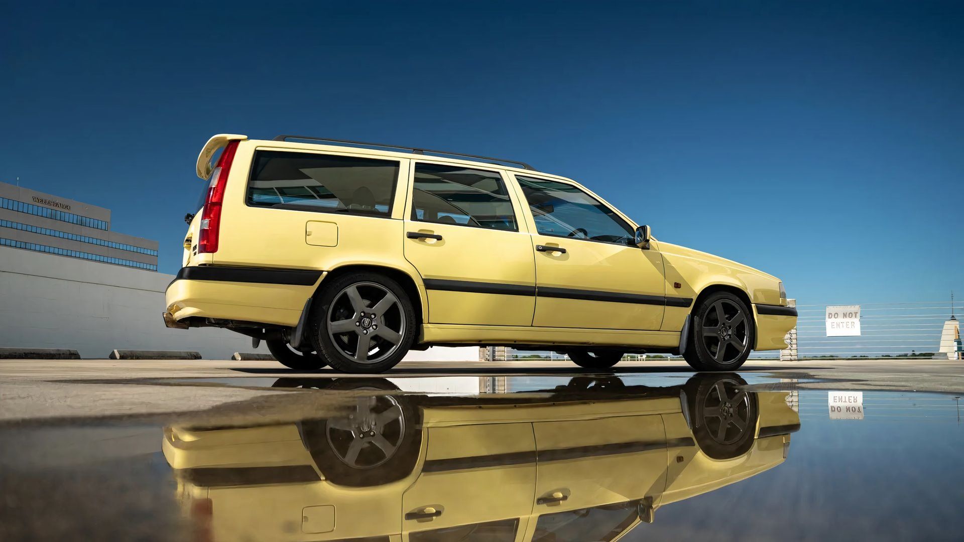 Volvo 850 Turbo Wagon