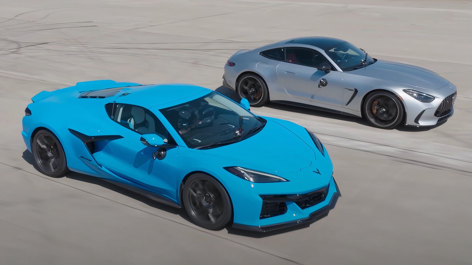 Watch What A Corvette C8 Z06 Does To A German Supercar In A Race