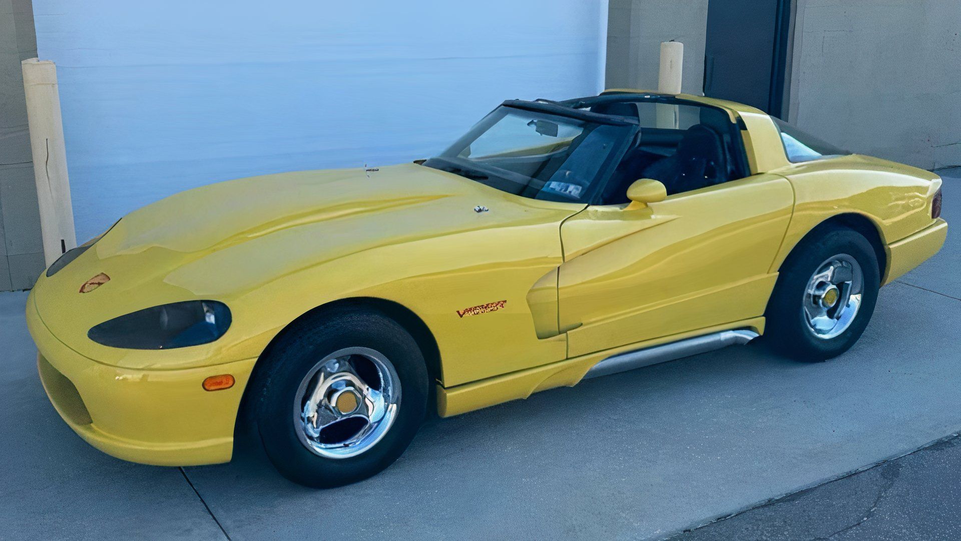 The Gloriously Confused “Corviperette” With Viper Looks And Corvette Roots