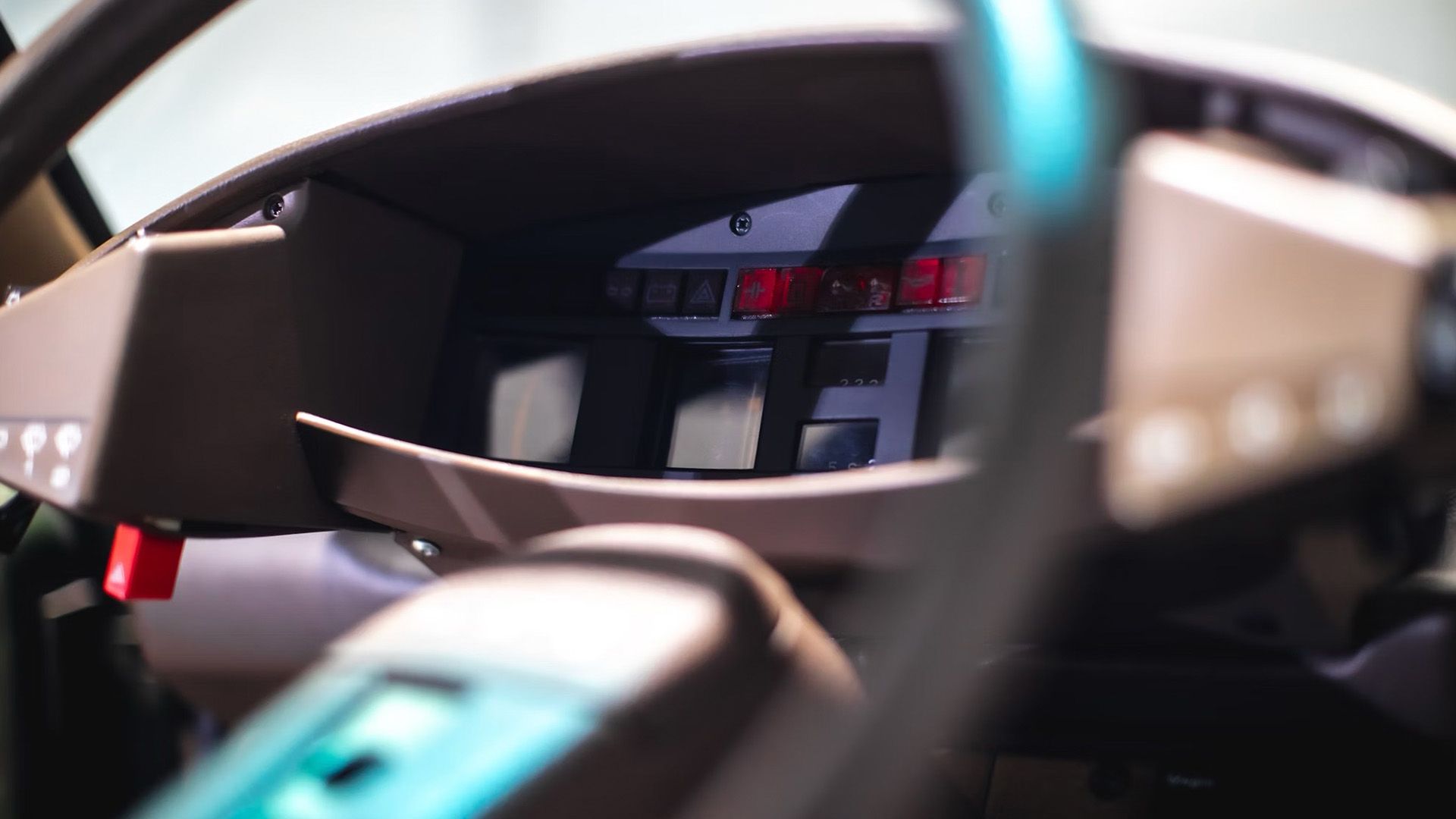 25 Forgotten Cars From Companies That Have Gone Extinct