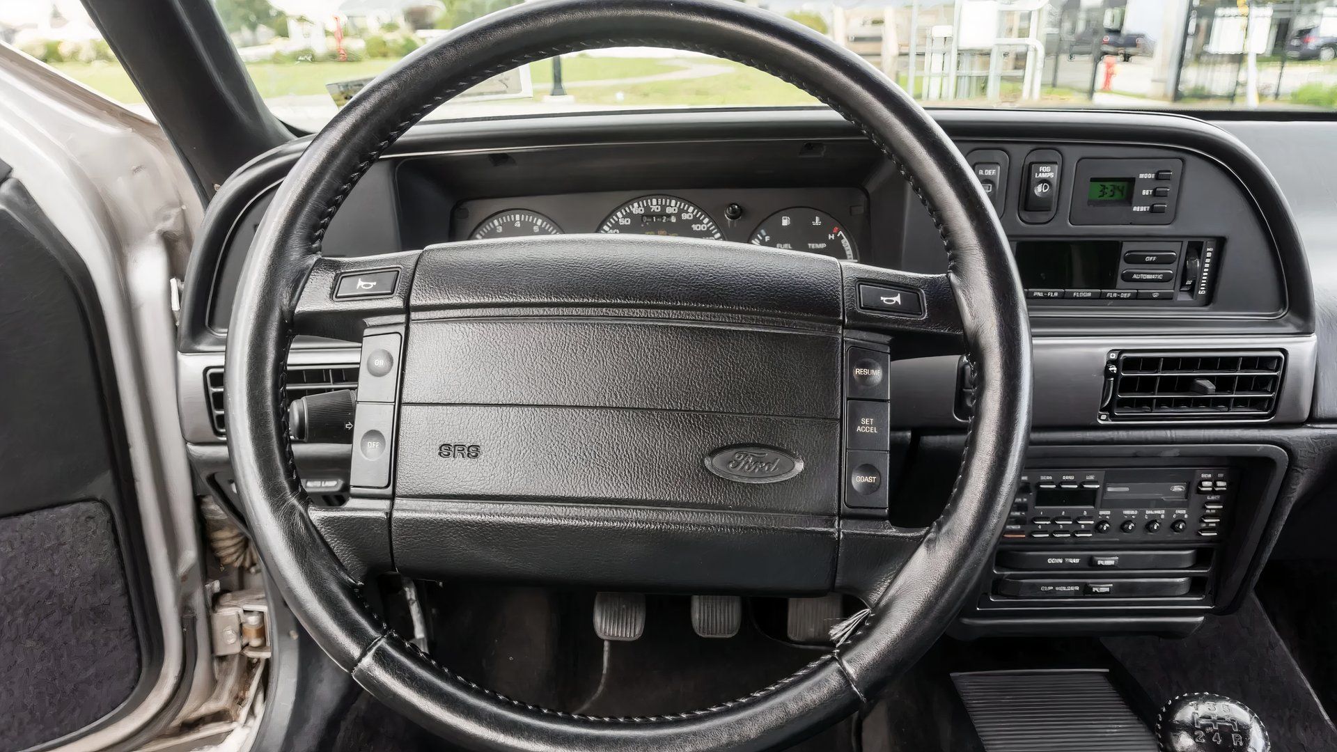 This Ford Taurus SHO Made V8 Muscle Cars Look Slow