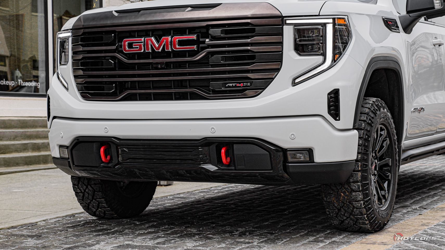 Rock-crawlin, jaw-droppin, seat massagin': The 2023 GMC Sierra 1500 AT4X