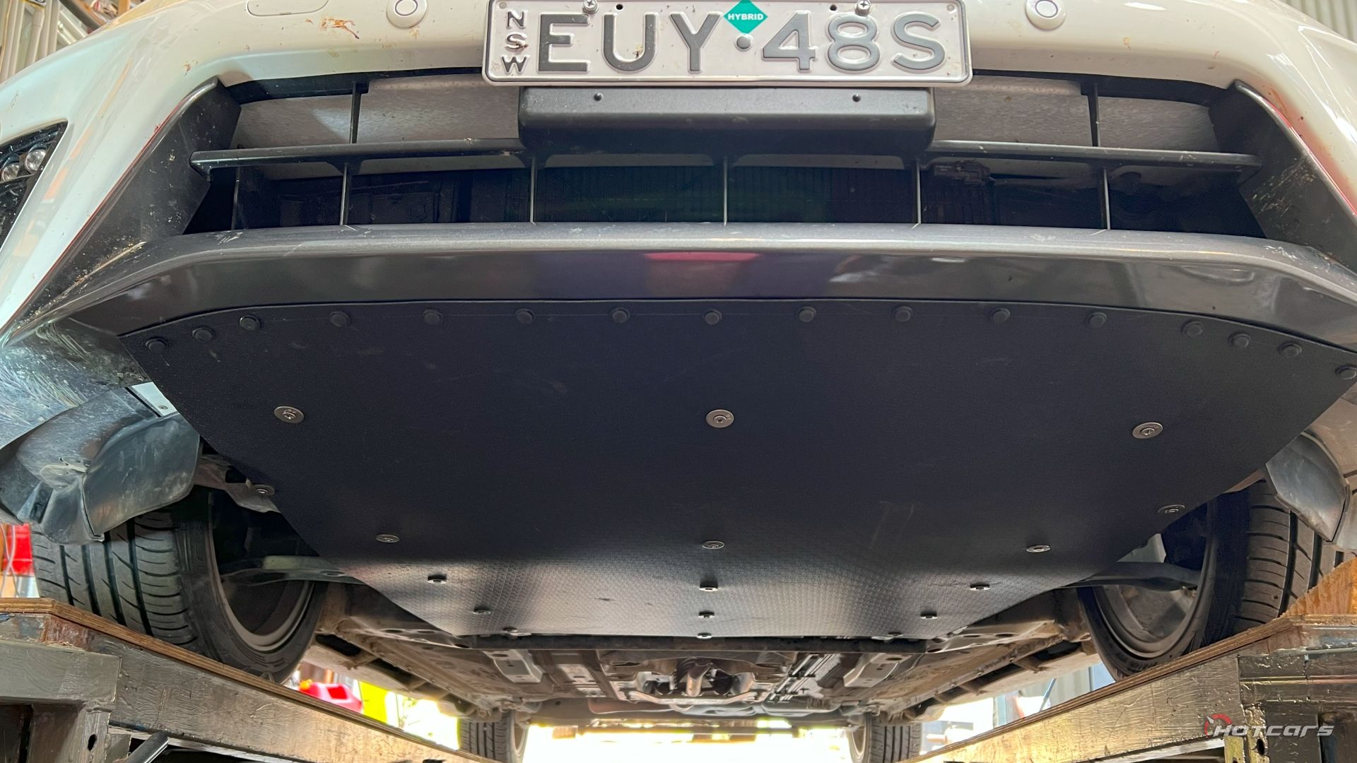 HotCars Explains: Aerodynamic Balance Ensures Front and Rear Downforce ...